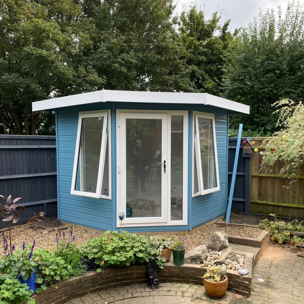 Huntington Elite Garden Rooms | Garden Lounges | Luxury Garden Rooms